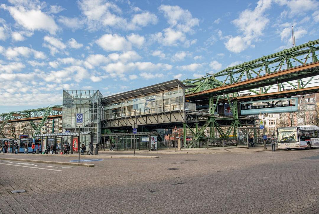 Schwebebahn | Infos zur Station Wuppertal Oberbarmen BF